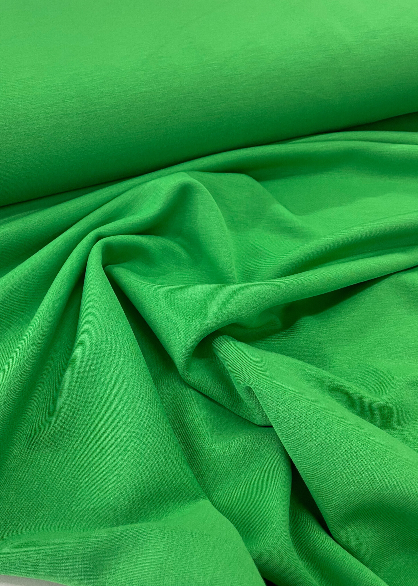 fel groen - scuba modal touch - Madeline de stoffenmadam