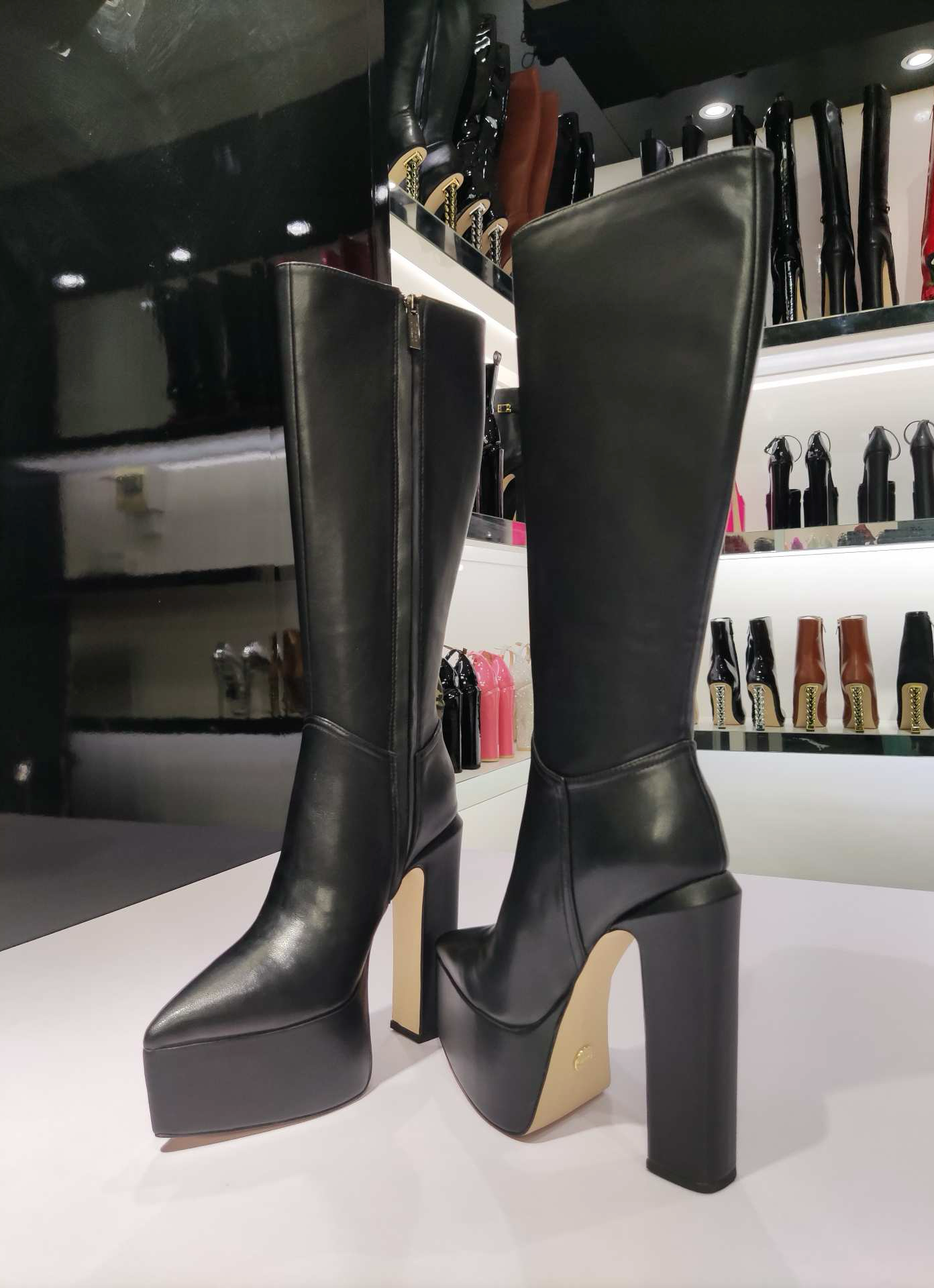 SARAHI | BLACK MATTE | KNEE BOOTS - Shoebidoo Shoes | Giaro high heels