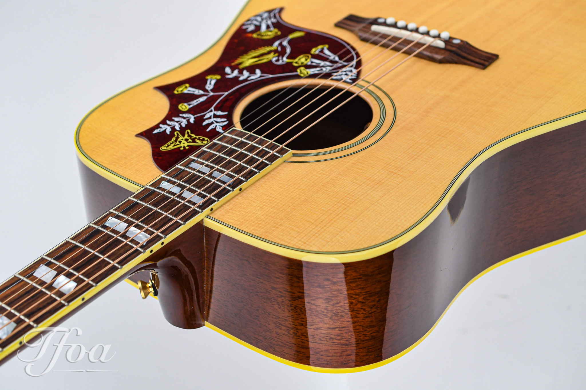 Gibson Hummingbird Original Antique Natural - The Fellowship of Acoustics