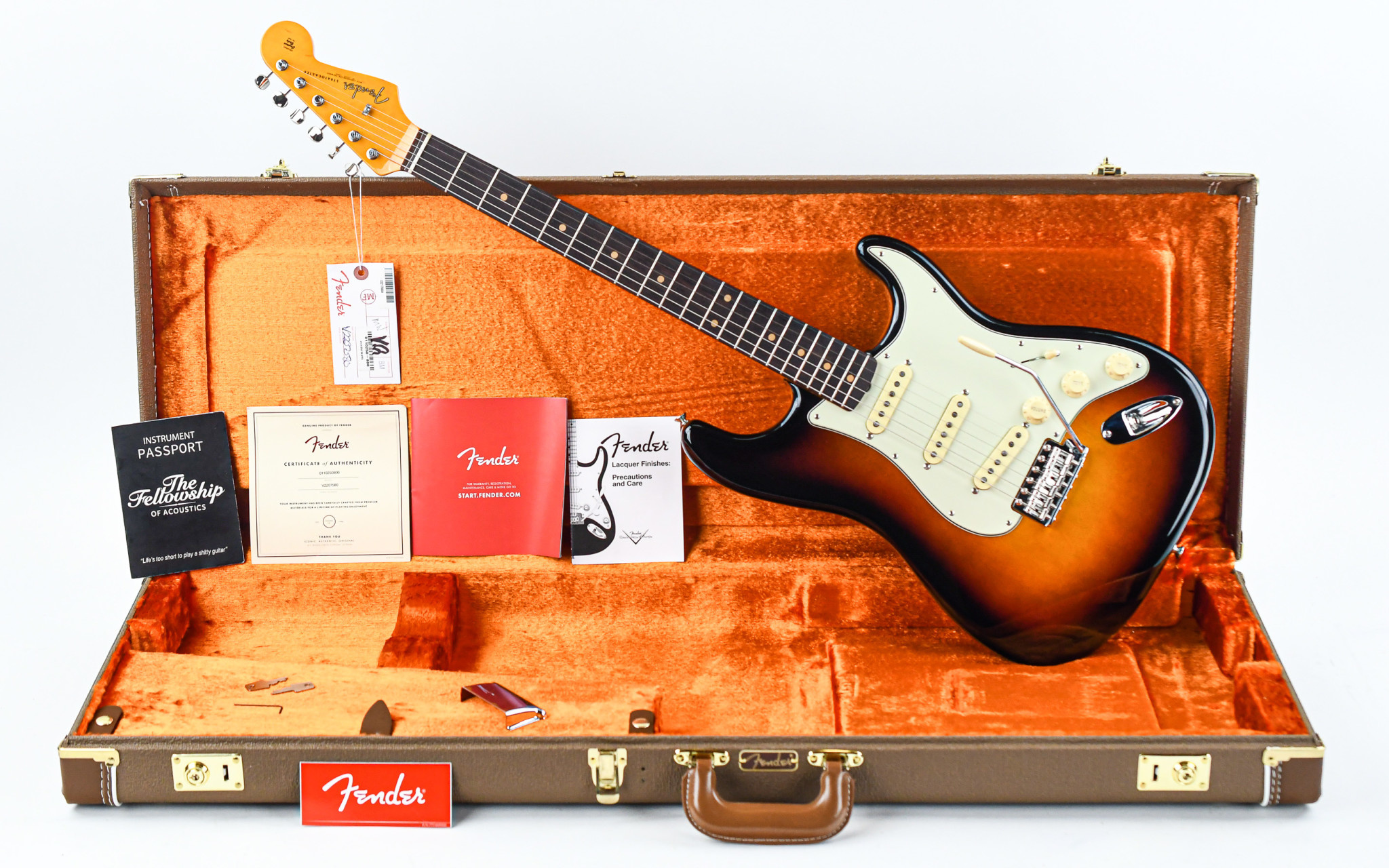 Fender American Vintage II 1961 Stratocaster 3-Colour Sunburst Electric ...