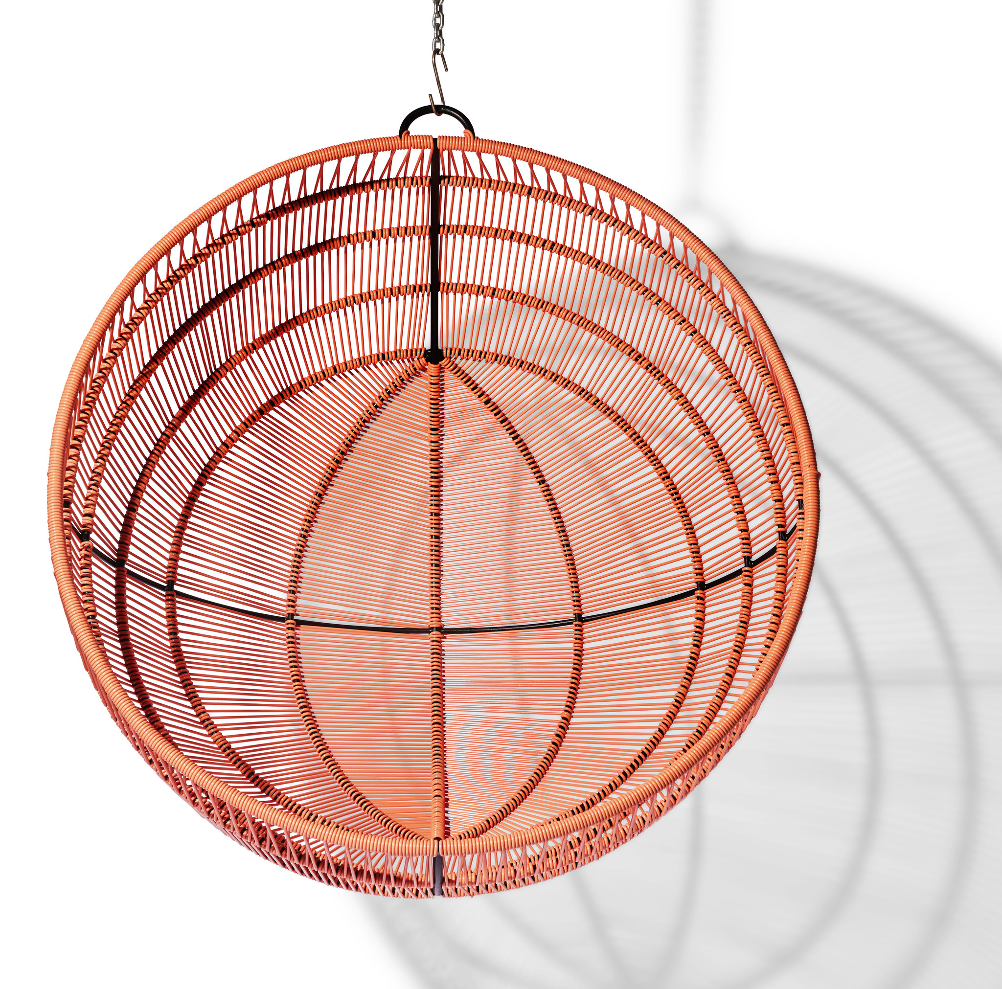 Boba hanging chair salmon pink - The Original Acapulco chair