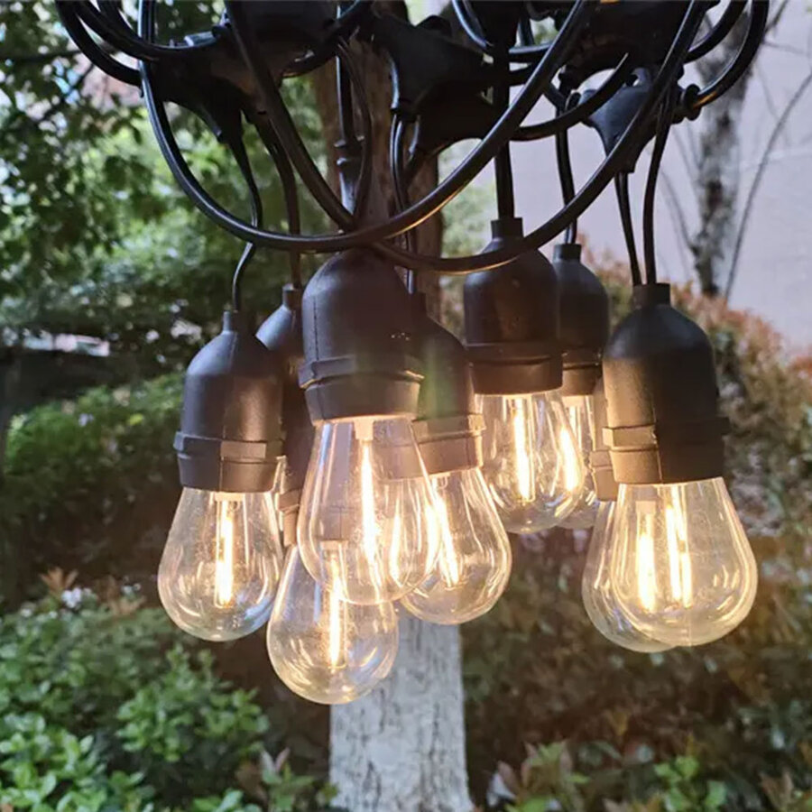 LED String Light Set - inkl. Adapter und 15 E27 Glühbirnen - 15m