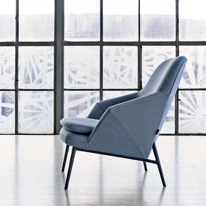 WENDELBO HUG CHAIR @ MANKS HONG KONG - Manks