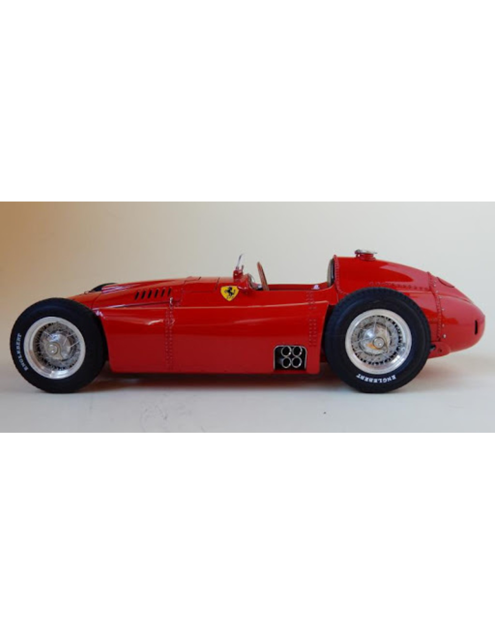 Ferrari D50 #0 Press 1956 (Integrated Tanks) - 1:18 - CMC - HMKT