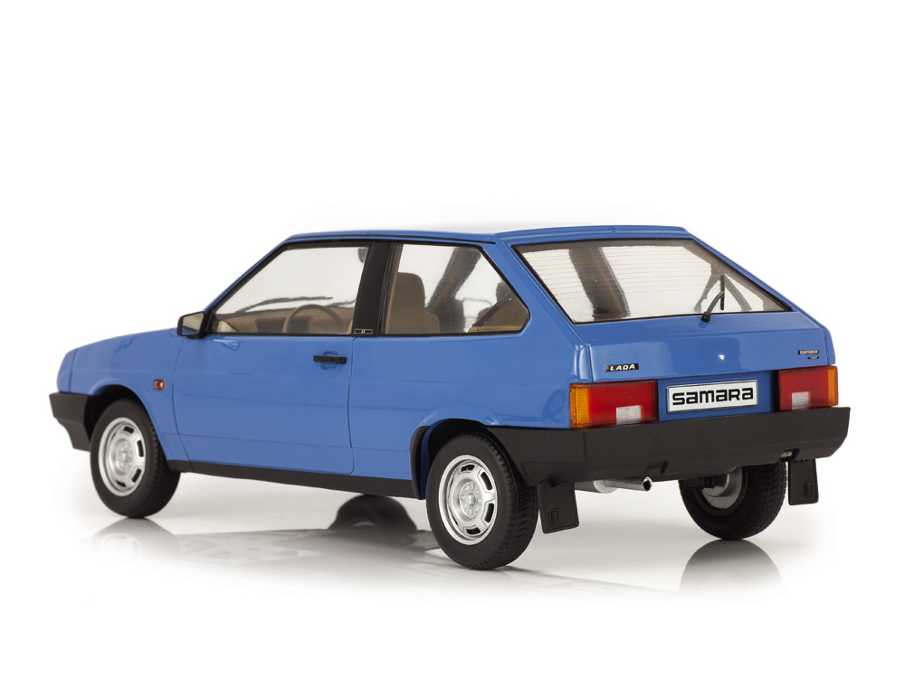Lada 2108 Samara 1985 - 1:18 - Premium Scale Models