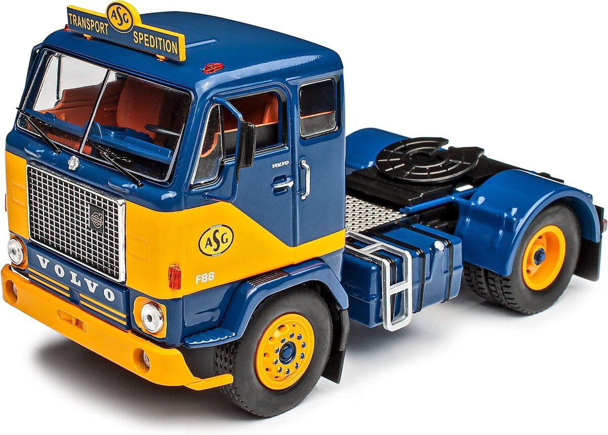 Volvo F88 'ASG Spedition' 1971 - 1:43 - IXO Models - HMKT
