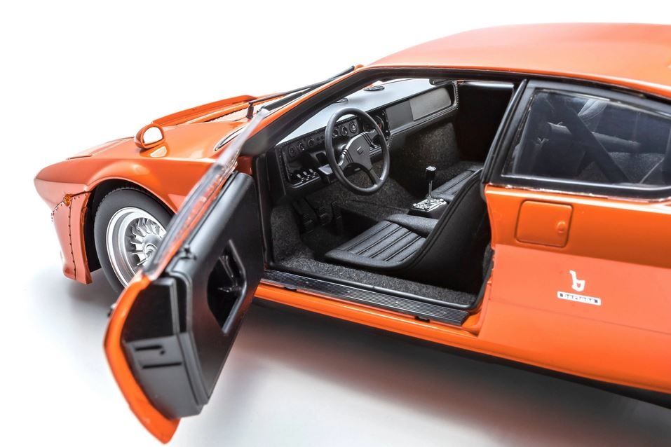 Lamborghini Urraco Rally - 1:18 - Kyosho