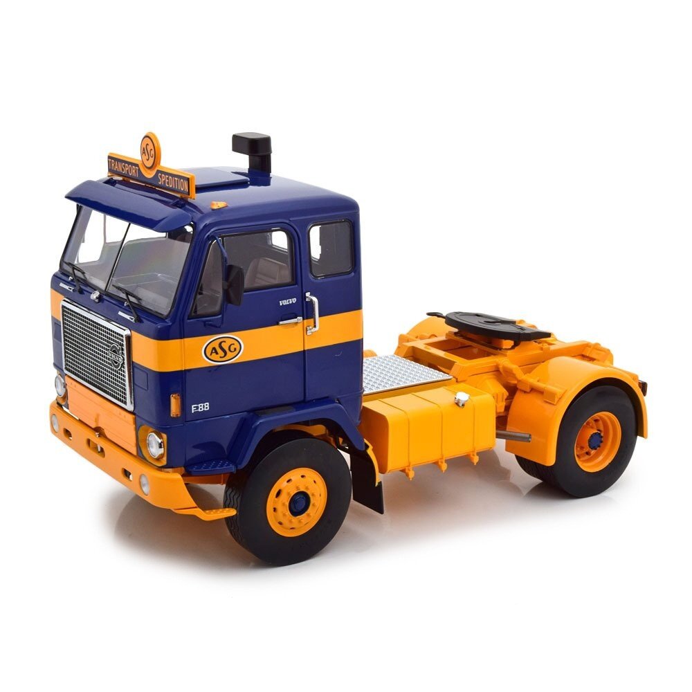 Volvo F88 - 1:18 - Modelcar Group - HMKT