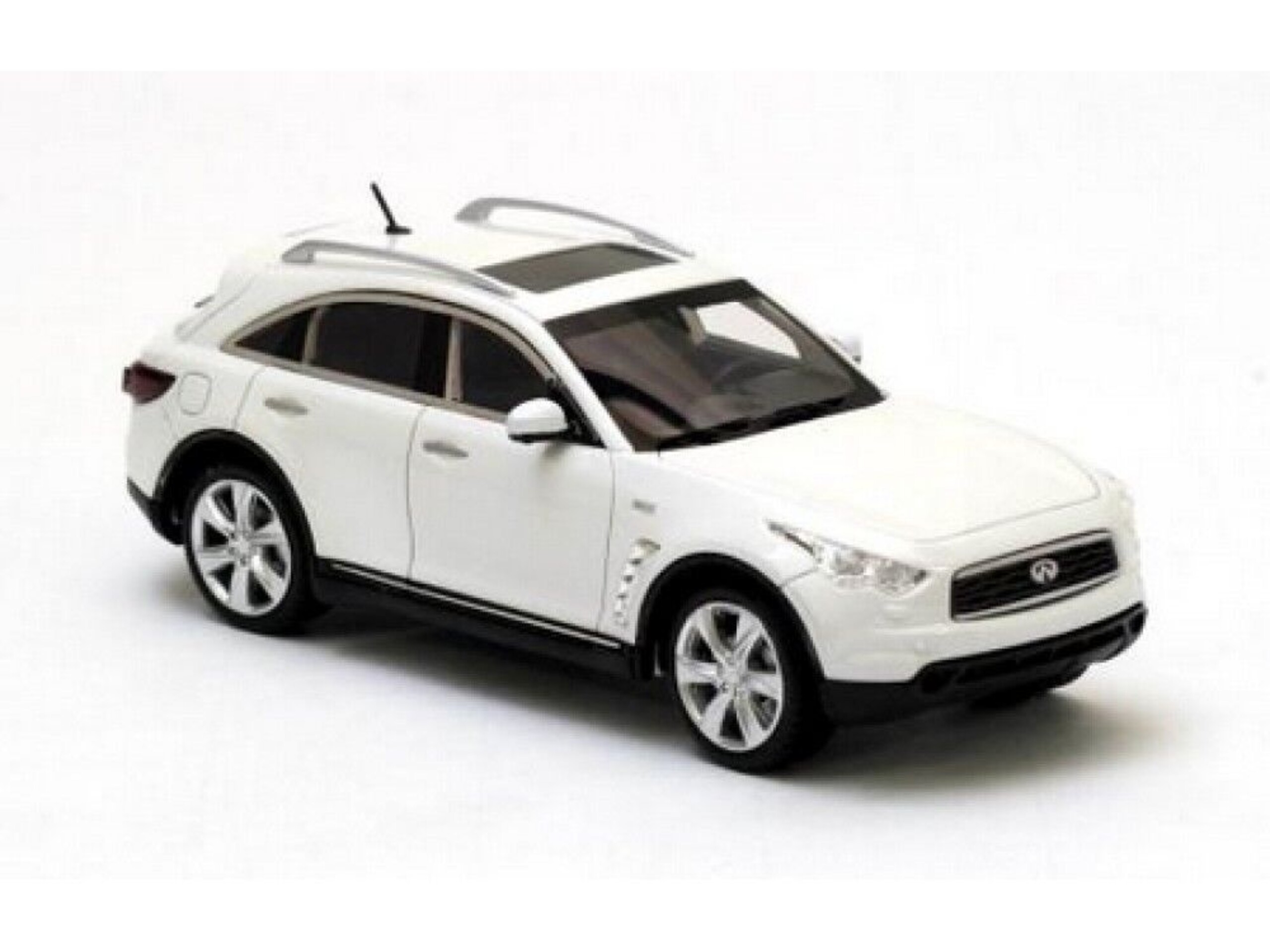 Infiniti FX50S - 1:43 - Neo Scale Models - HMKT