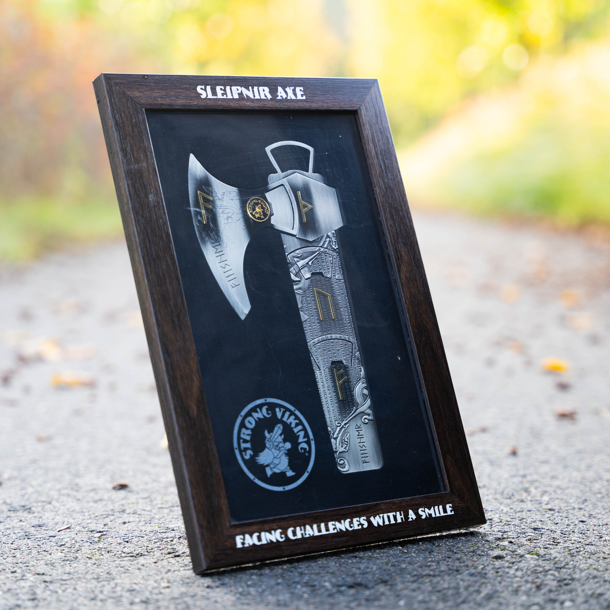 Medal Frame Axe - obstaclerunshop.com