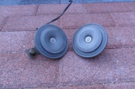 Volvo 340/360 Horn Volvo 340 - Volvo 340 Parts Netherlands