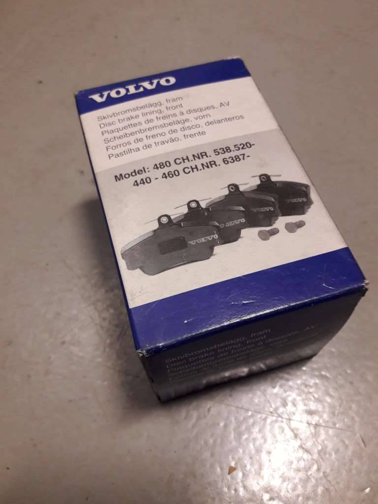 Remblokset voorzijde 3344787 NIEUW Volvo 440, 460 - Volvo340onderdelen.nl
