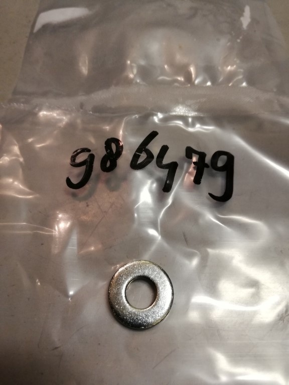 Ring 1/4 verzinkt 986479 NIEUW Volvo 140, 164, 240, 260, 340, 36, 440 ...