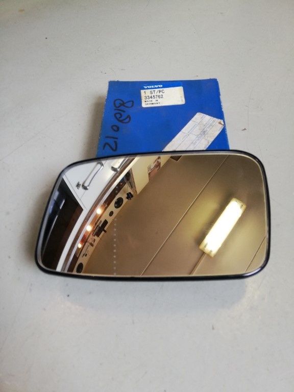 Mirror glass LH 3345762 NOS Volvo S40, V40 - Volvo 340 Parts Netherlands