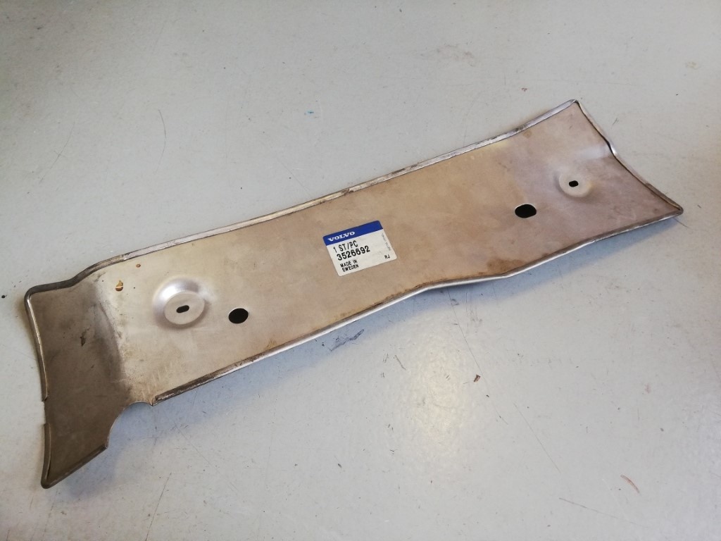 Heat shield 3526692 NOS Volvo 740, 760, 780, 940, 940 SE, 960, S90, V9 ...