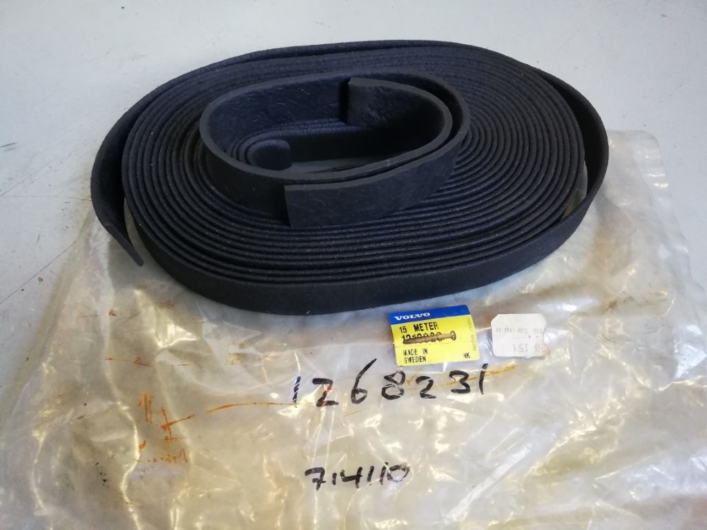 Rubber strip (per meter) Portierruithouder 1268231 NOS Volvo 140, 164 ...