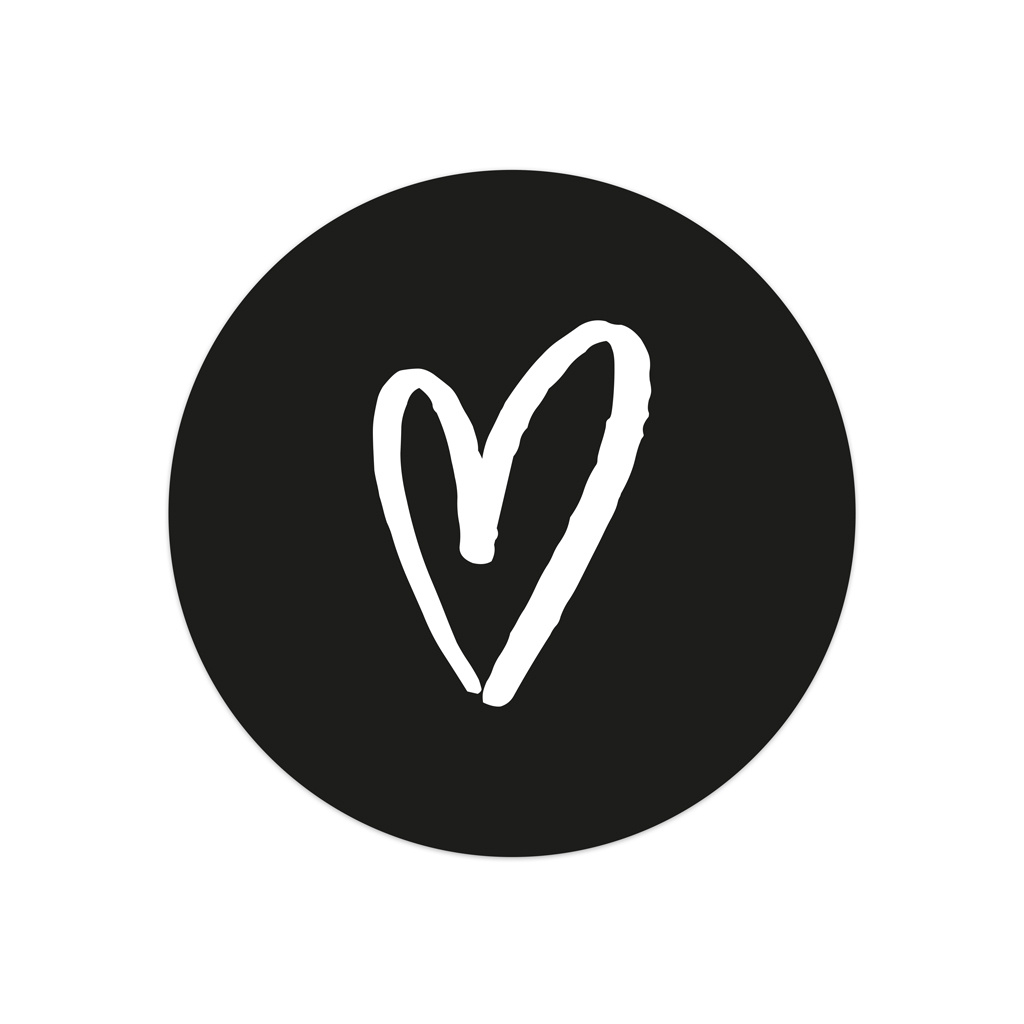 Sticker zwart met wit hartje - 4,5cm