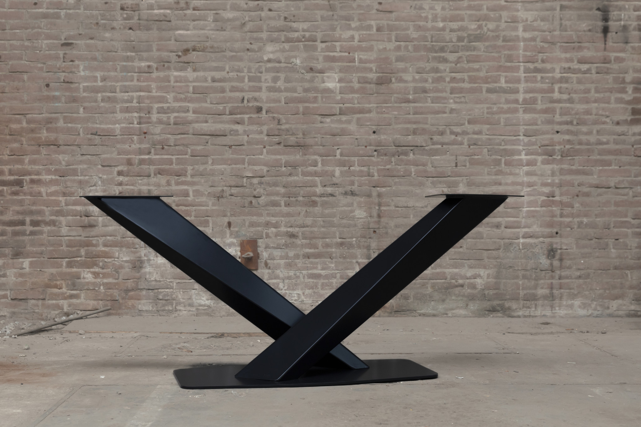 Twisted V Leg Heavy Black | Stijlvolle tafelpoten | Boomstam Tafels ...