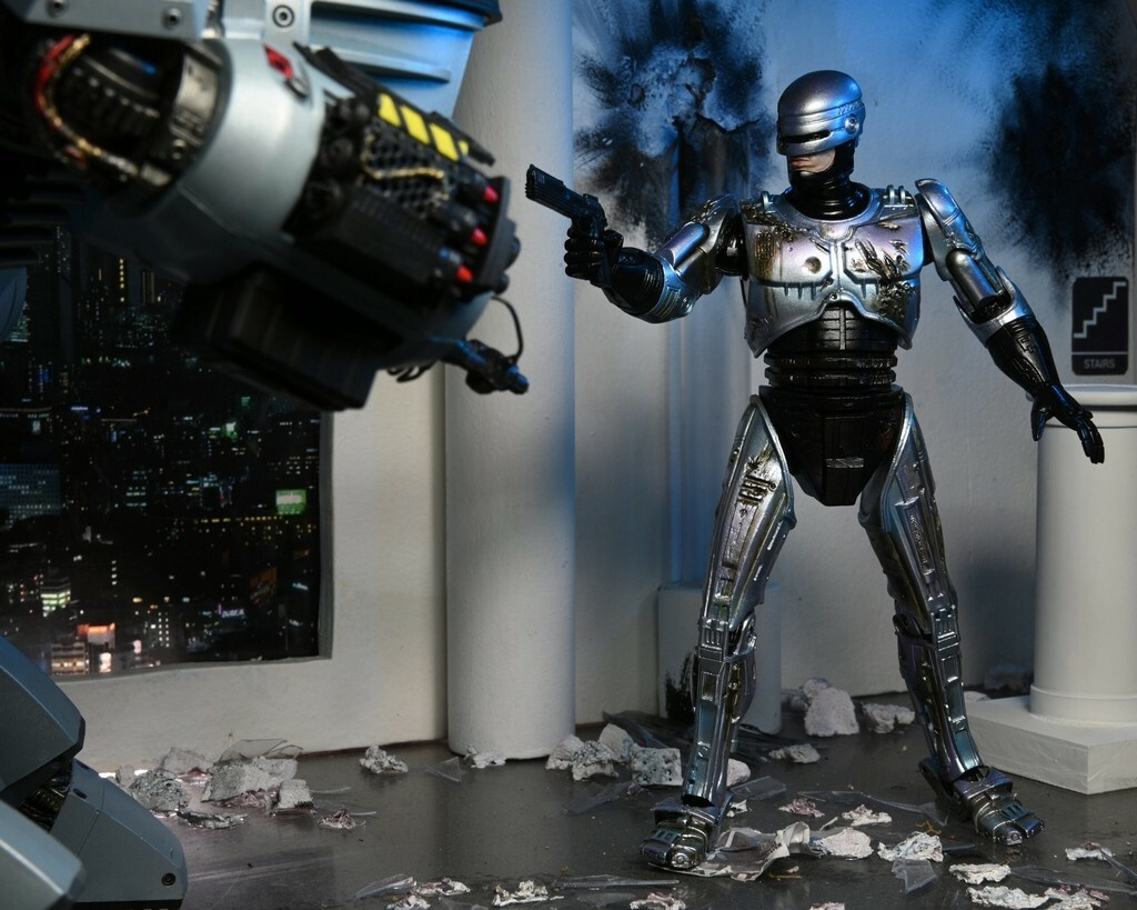 Robocop: Ultimate Battle Damaged Robocop with Chair 7 inch AF - The ...