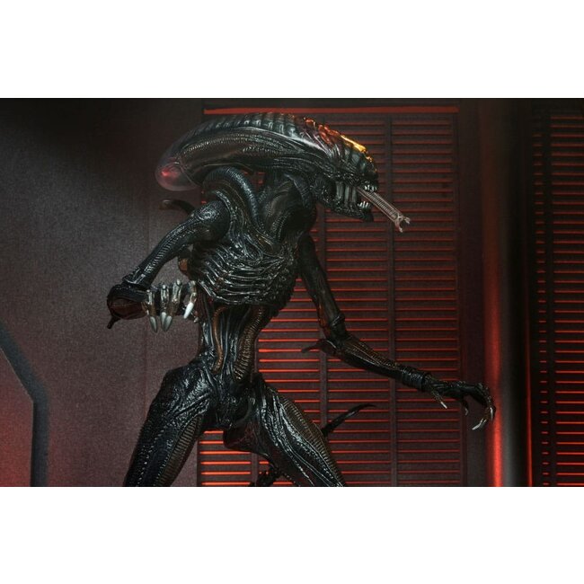 Alien: Romulus Ultimate Action Figure Scorched Xenomorph 23 cm - The ...