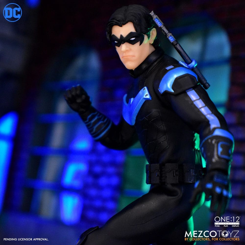DC Comics Action Figure 1/12 Nightwing 17 cm - The Movie Store