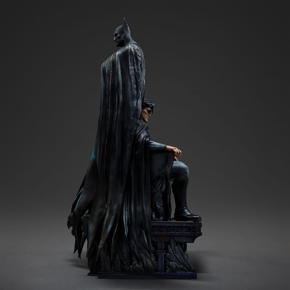 DC Comics Legacy Replica Statue 1/4 Batman and Bruce Wayne 79 cm - The ...