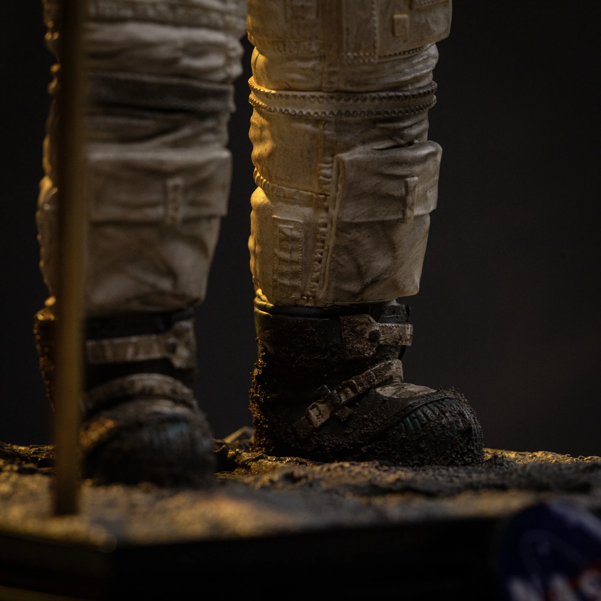 NASA Legacy Replica Statue 1/4 Apollo 11 Astronaut 58 cm - The Movie Store