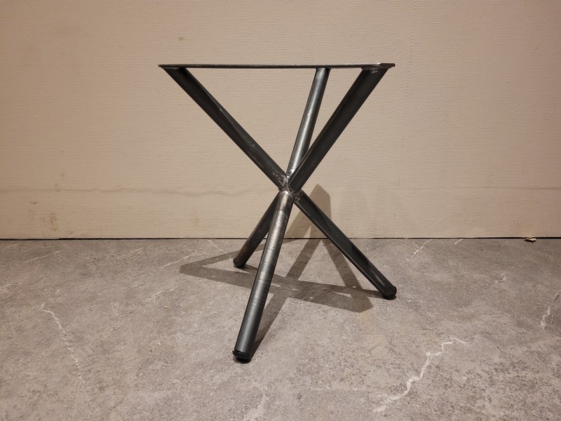 Metalen 3-poot voor salontafel | Puurteak voor al uw boomstammeubelen