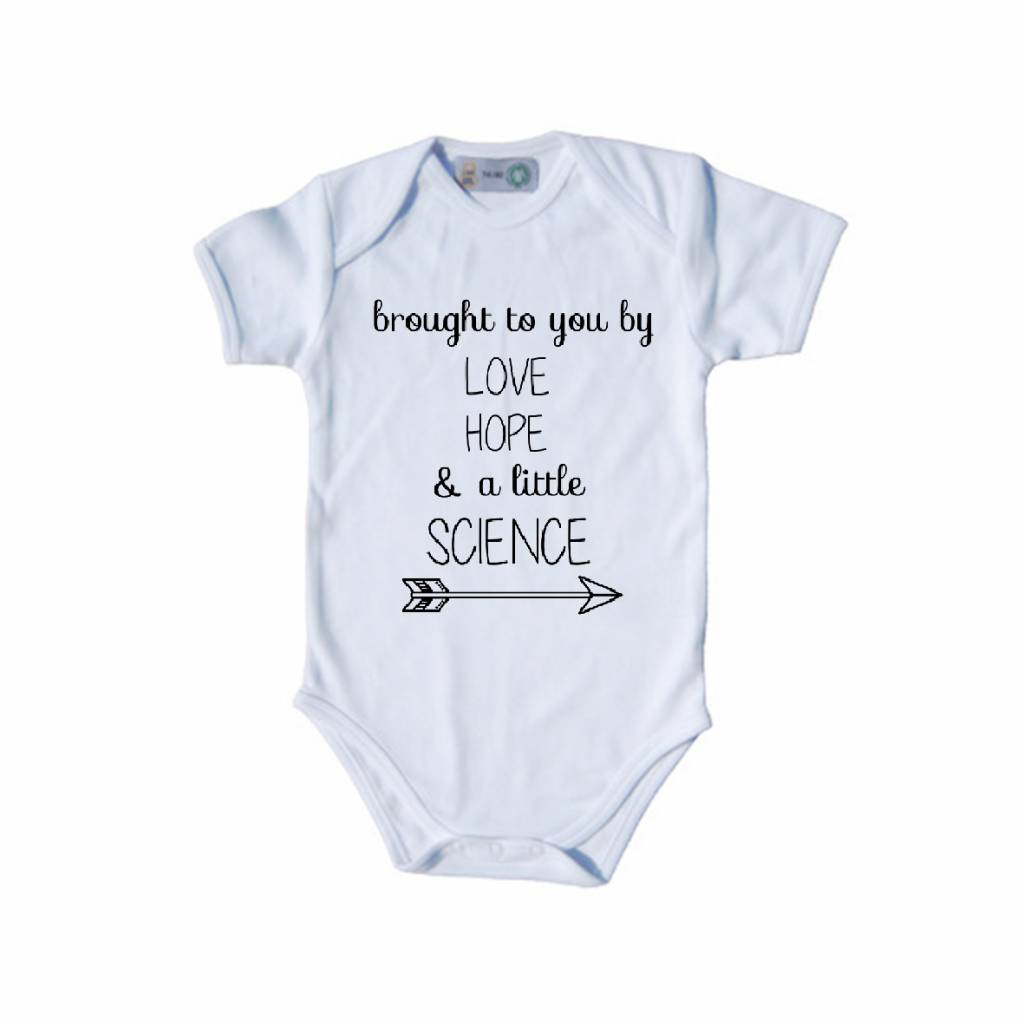 IVF baby rompertje brought to you by a little science - Traktatiecorner.nl