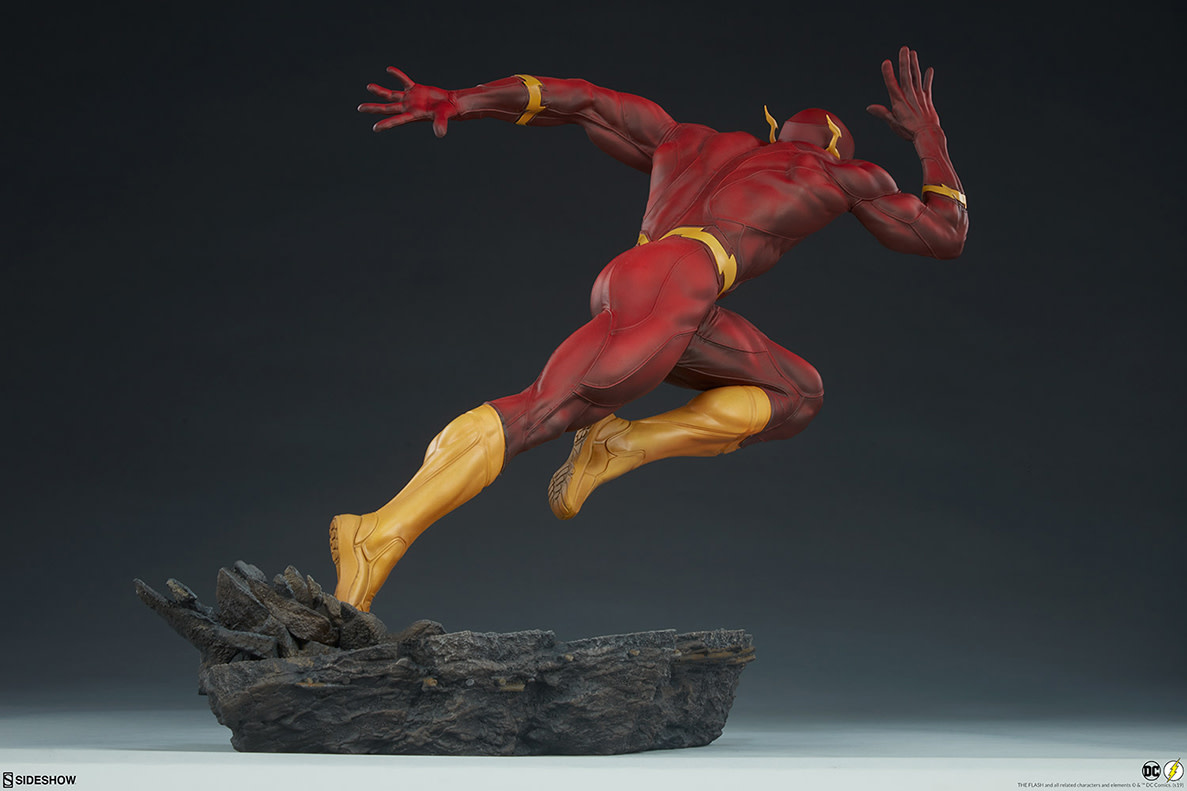 DC Comics: The Flash Premium Statue - Fans