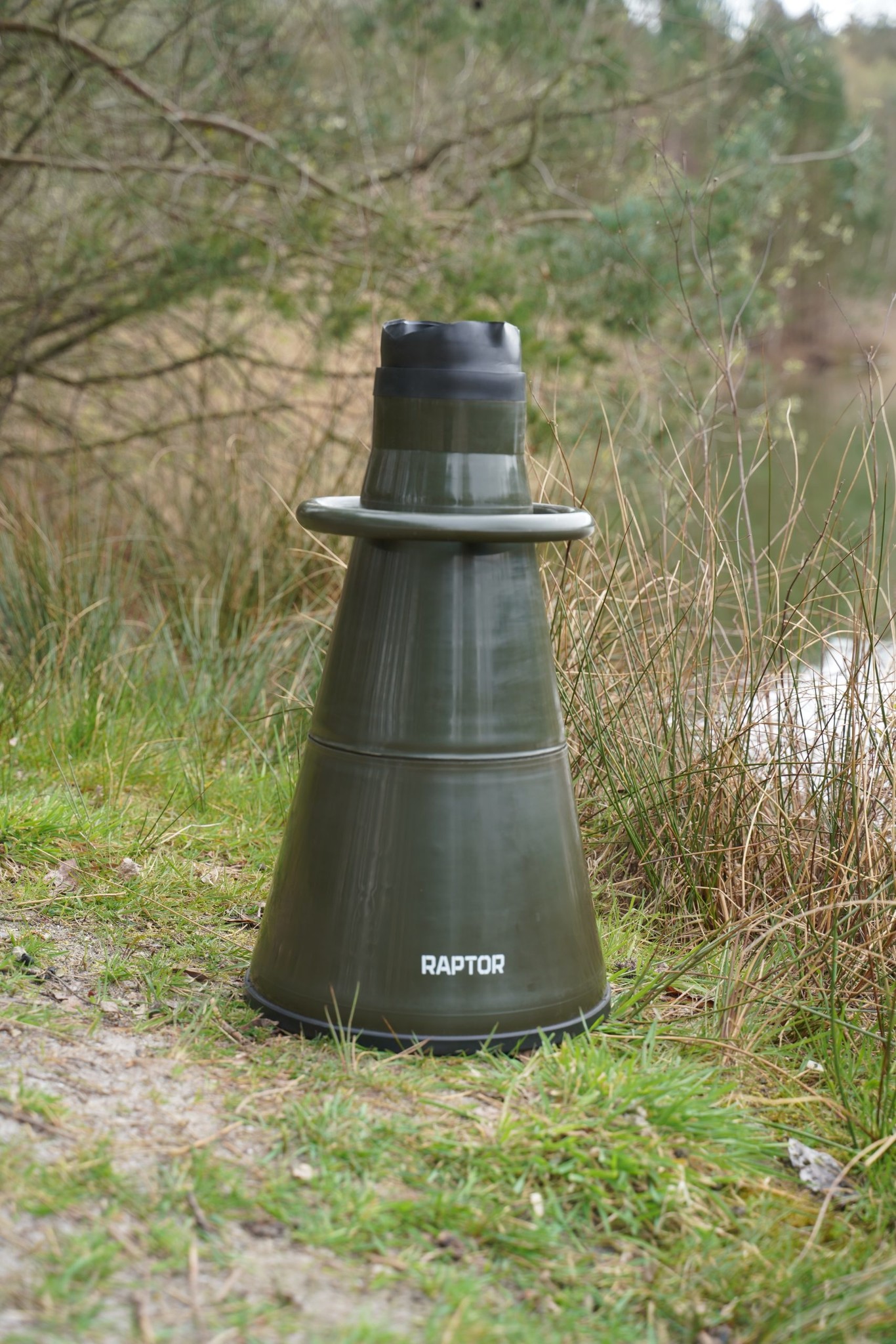 Raptor | View fishing spots underwater with the aqua scope