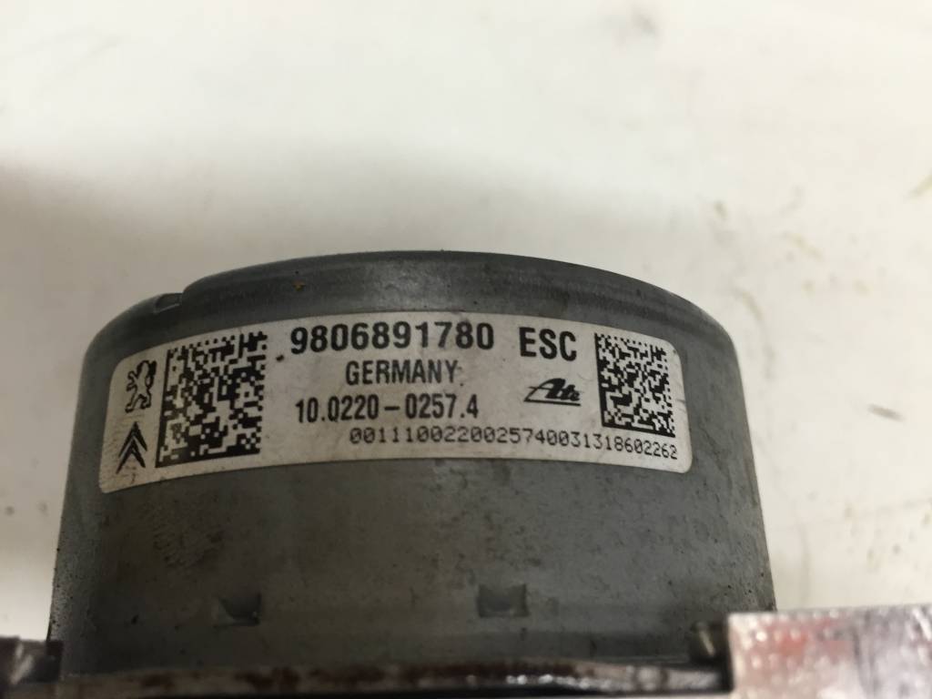 ABS PUMP 9806891780 PEUGEOT 208 (1610134480) | Drostonderdelen