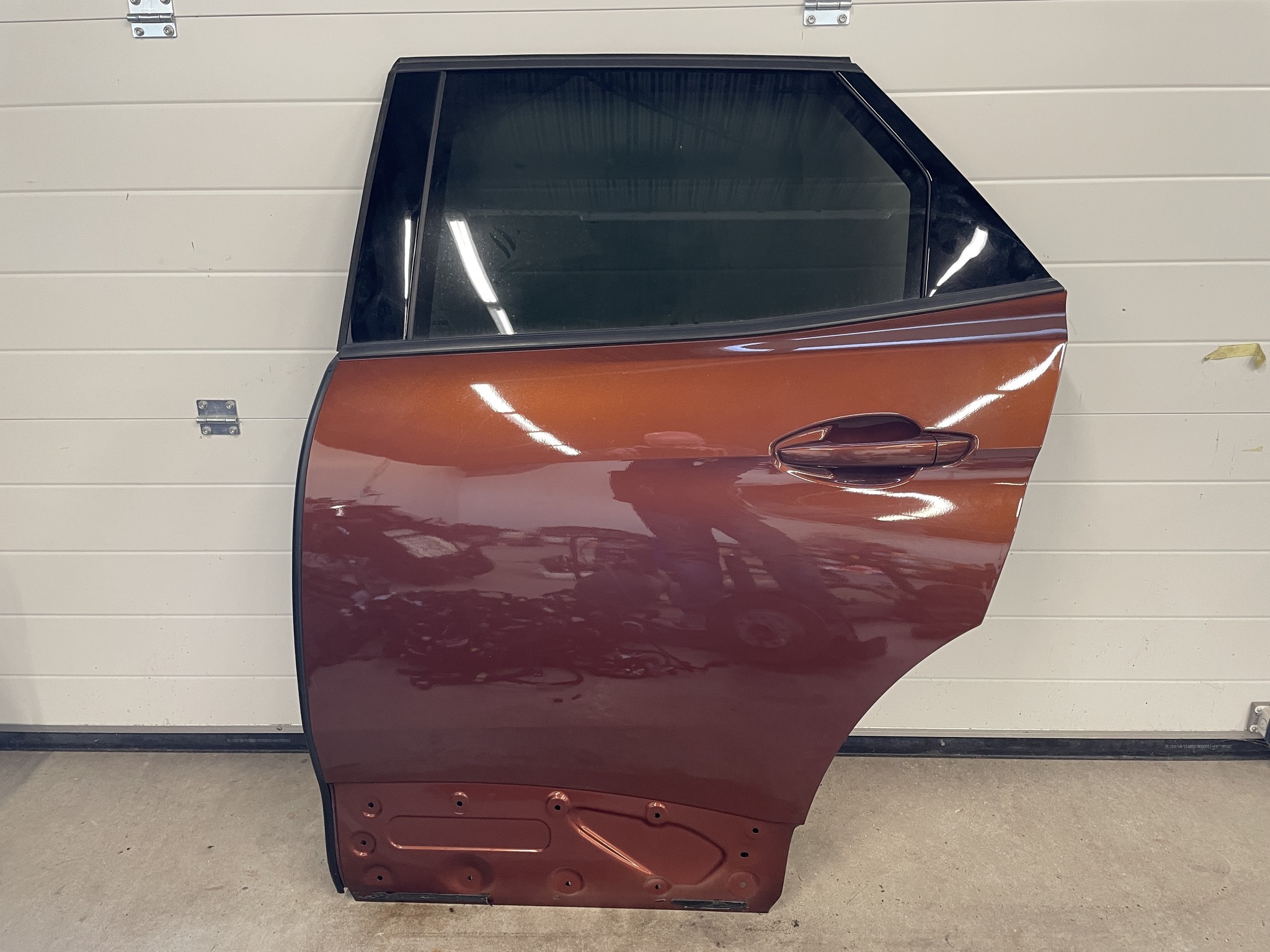 Door Left-Back Peugeot 3008 II Color code ELG Paint cuprite brown ...