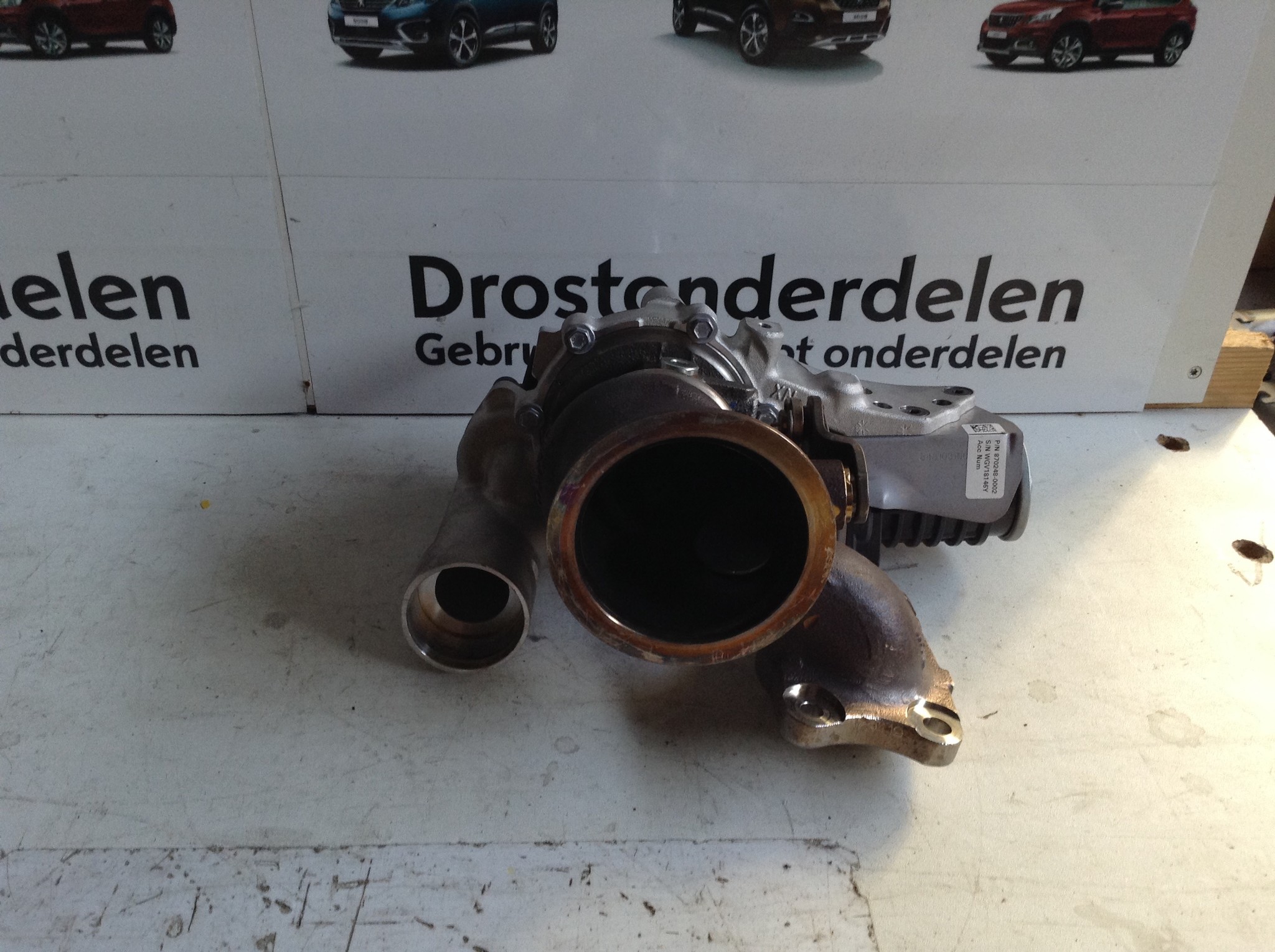 Turbo 9825982080 Peugeot 5008 II P87E Engine Code(HN05) | Drostonderdelen