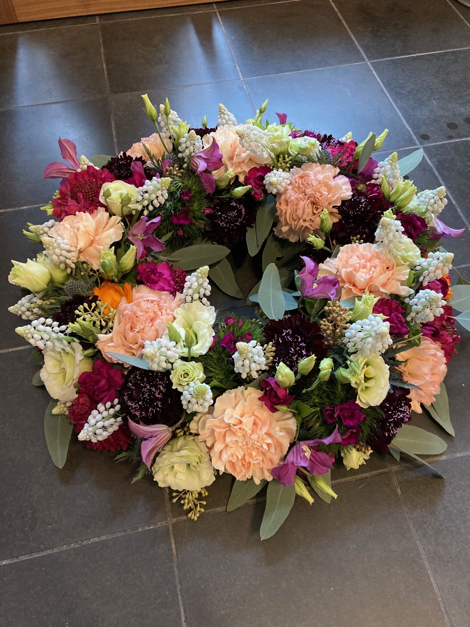 Rouwkrans diameter 30 cm - Atelier Bloem