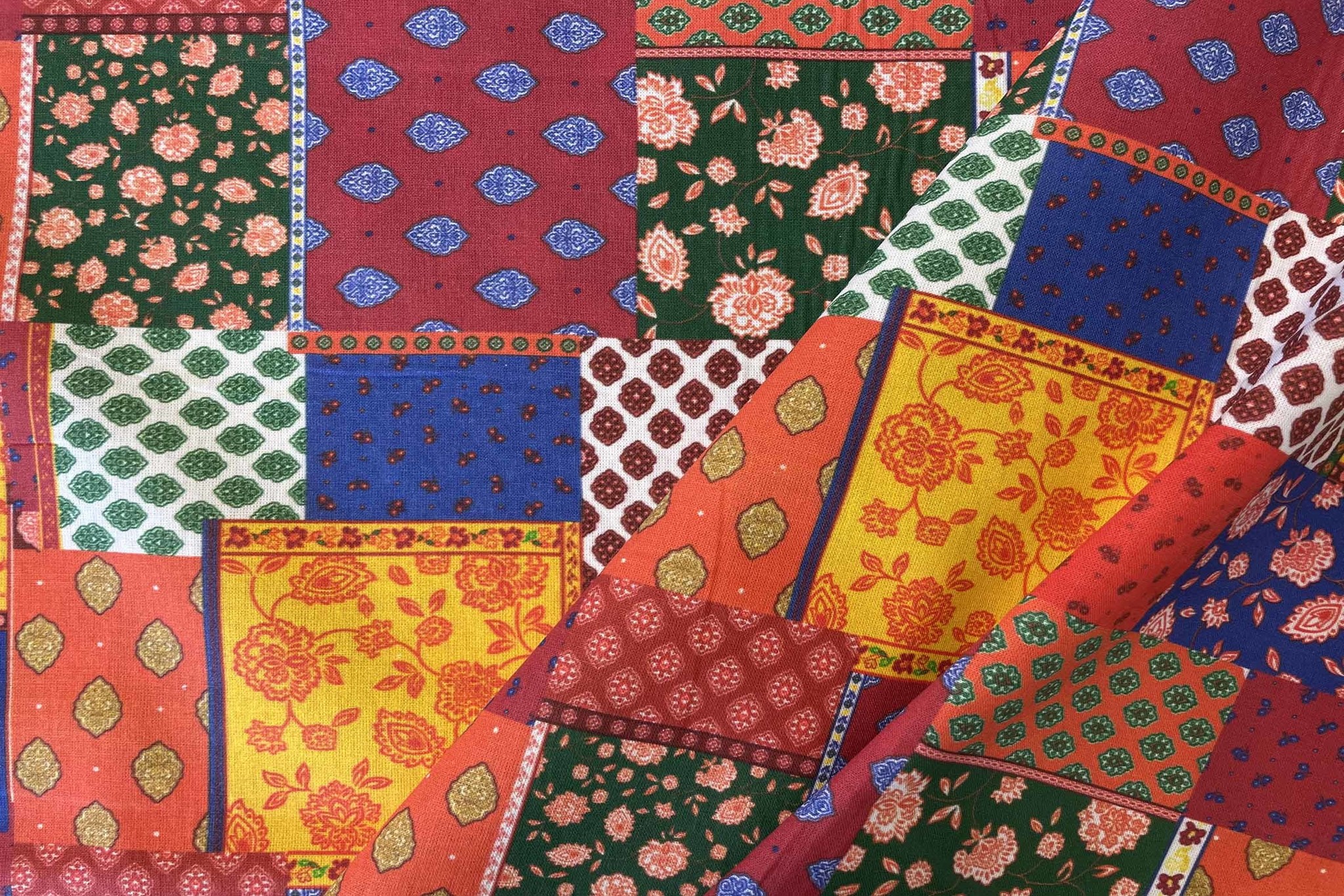 Katoen patchwork print bestellen bij Stoffen Online, de stoffenwinkel. - Stoffen Online