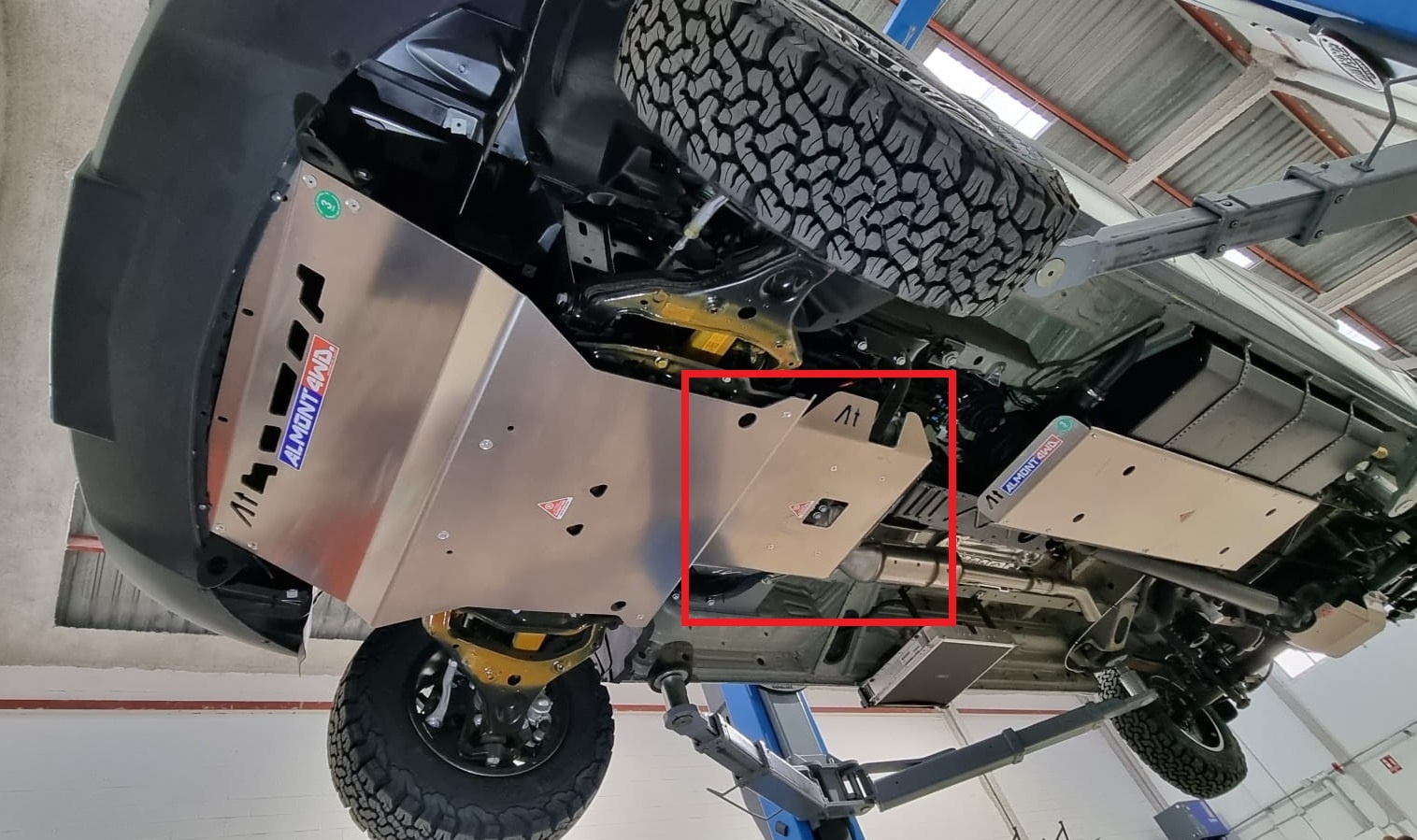 Mercedes Sprinter 907 4x4/AWD (09/2022+) -protection/ skid plate for t ...