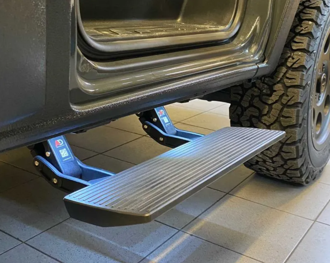 Electric swivel side step, 55cm for front door on Sprinter 906 & 907 ...