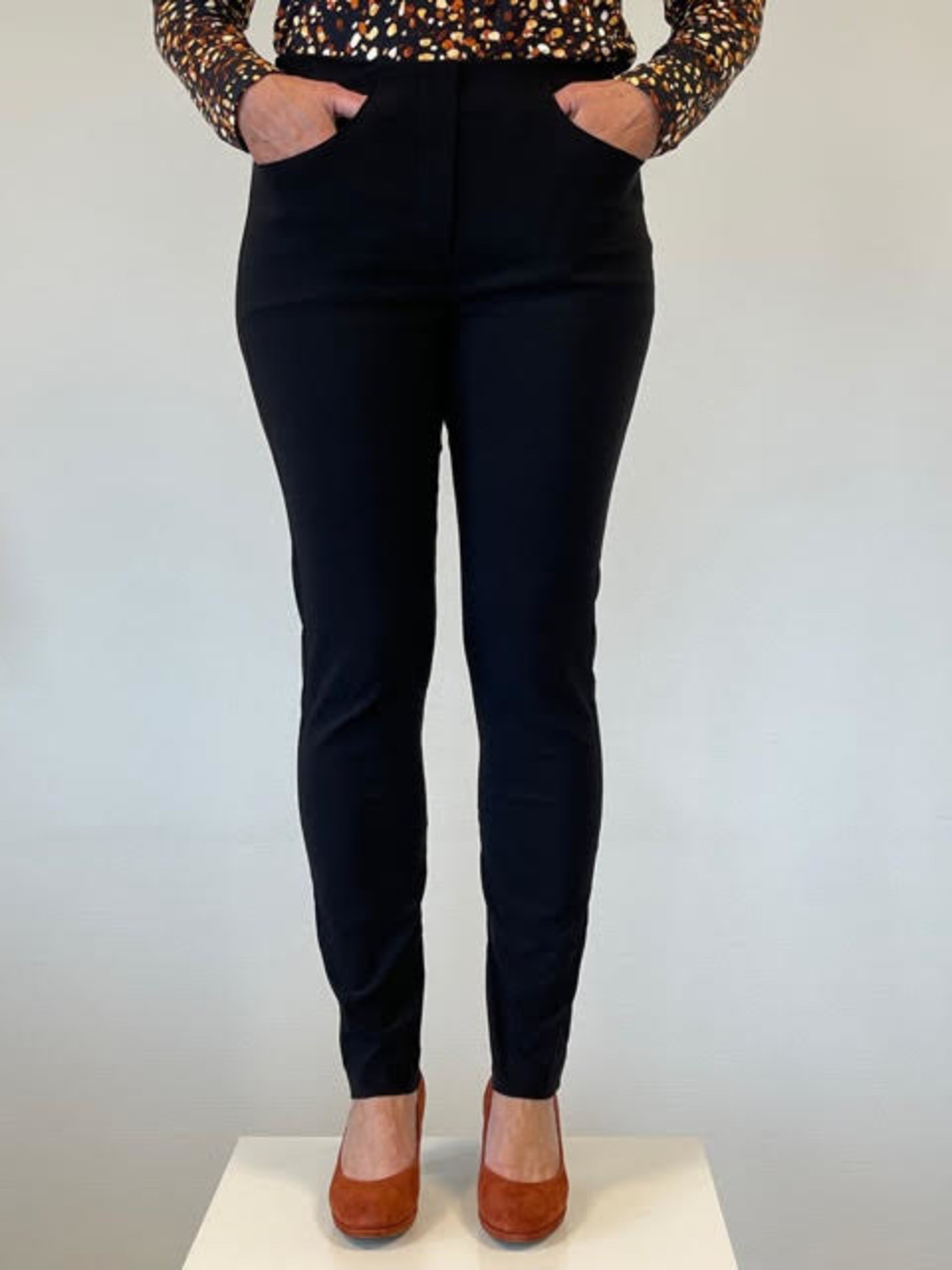 Ilona's | stretch broek dames | HOGE TAILLE | 10 kleuren | €49,95 ...