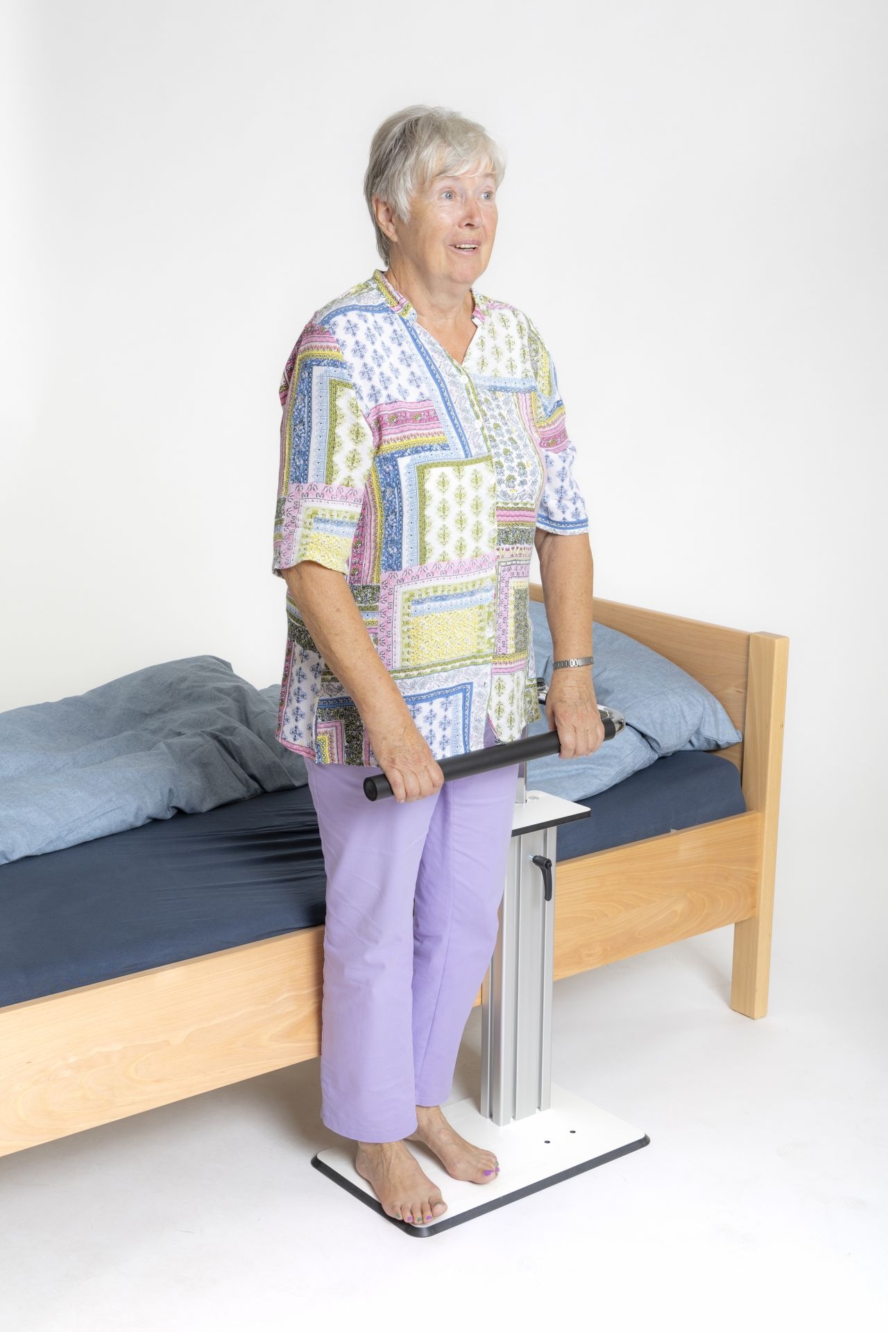 Aide au transfert debout pour lit Trudi - Soins à Domicile Webshop
