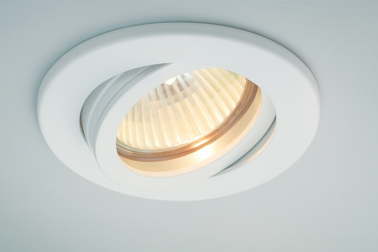 Tiltable aluminum recessed spotlight for GU10 LED lamps - R&M Lighting