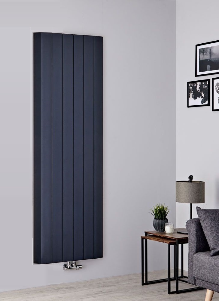 180x40 Verticale radiator T20 - C6 Gegroefde Mat Zwart - Radiatordepot