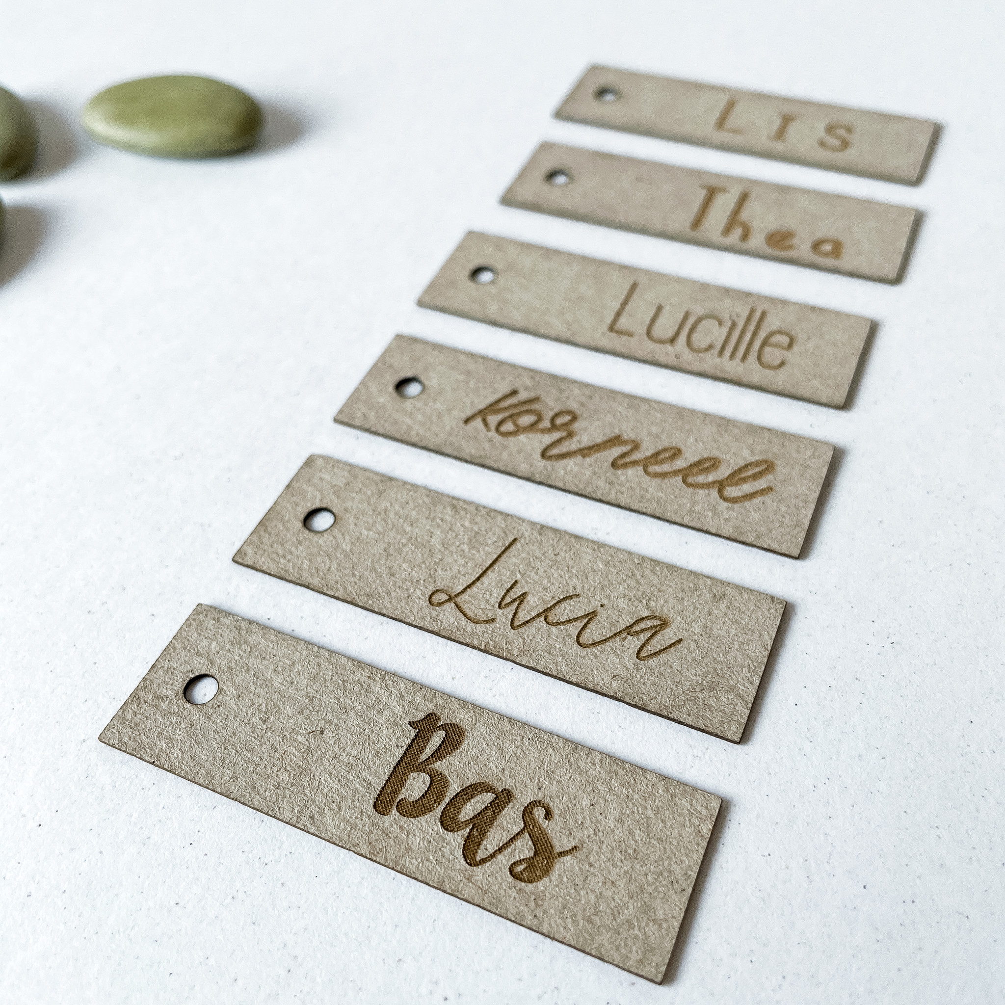 Rechthoekig kartonnen label met gravure - FestLab