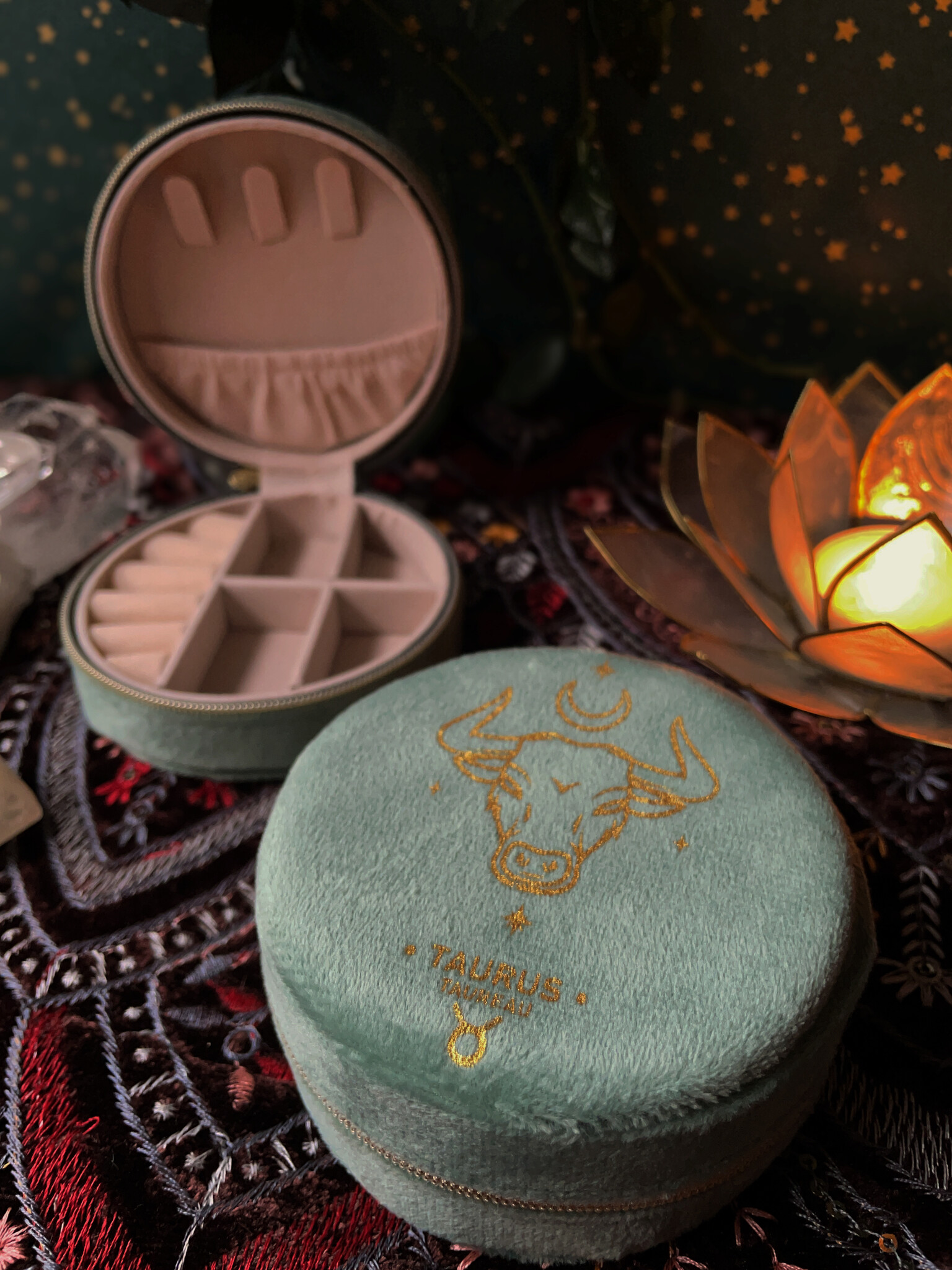 Zodiac Jewelry Case - Taurus - BLACKFISH Brand New & Vintage