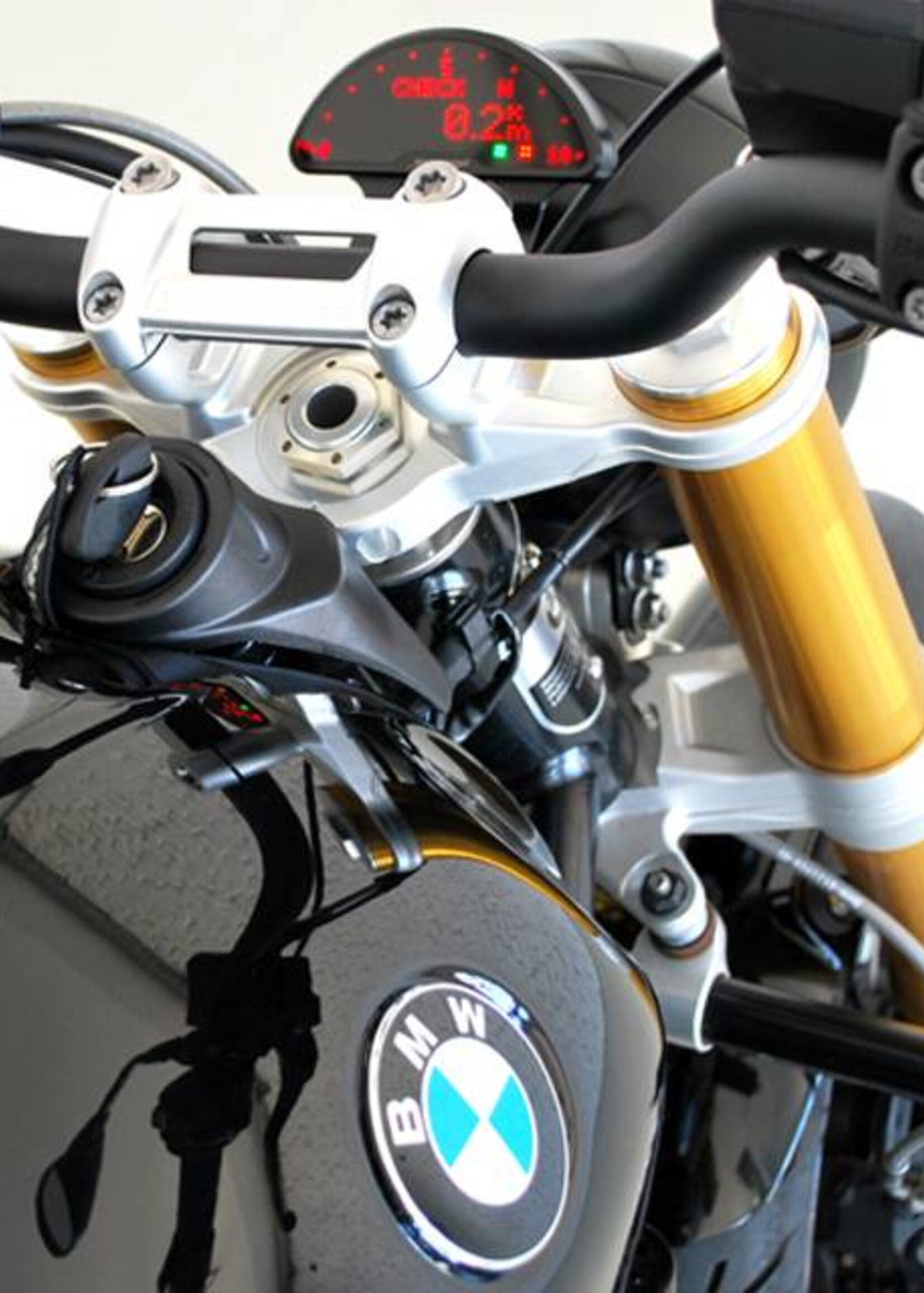 BMW R9T Dash: Performance Engineered with Precision Craftsmanship