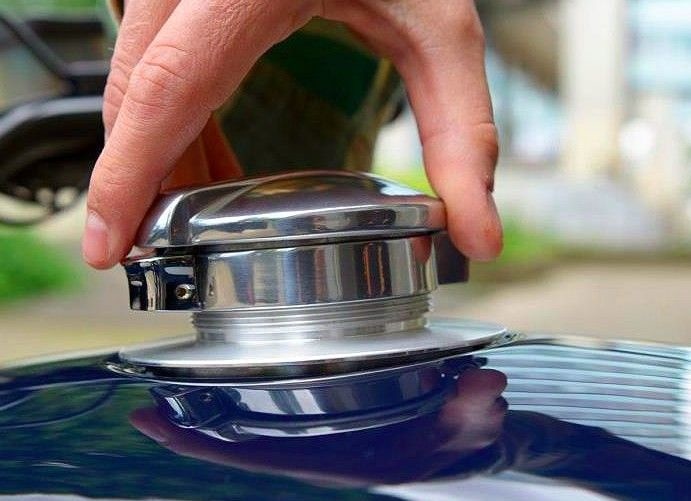 Tankdeckel Typ Monza 2.5" für BMW R-Serie mit Adapter - Motparts.ch