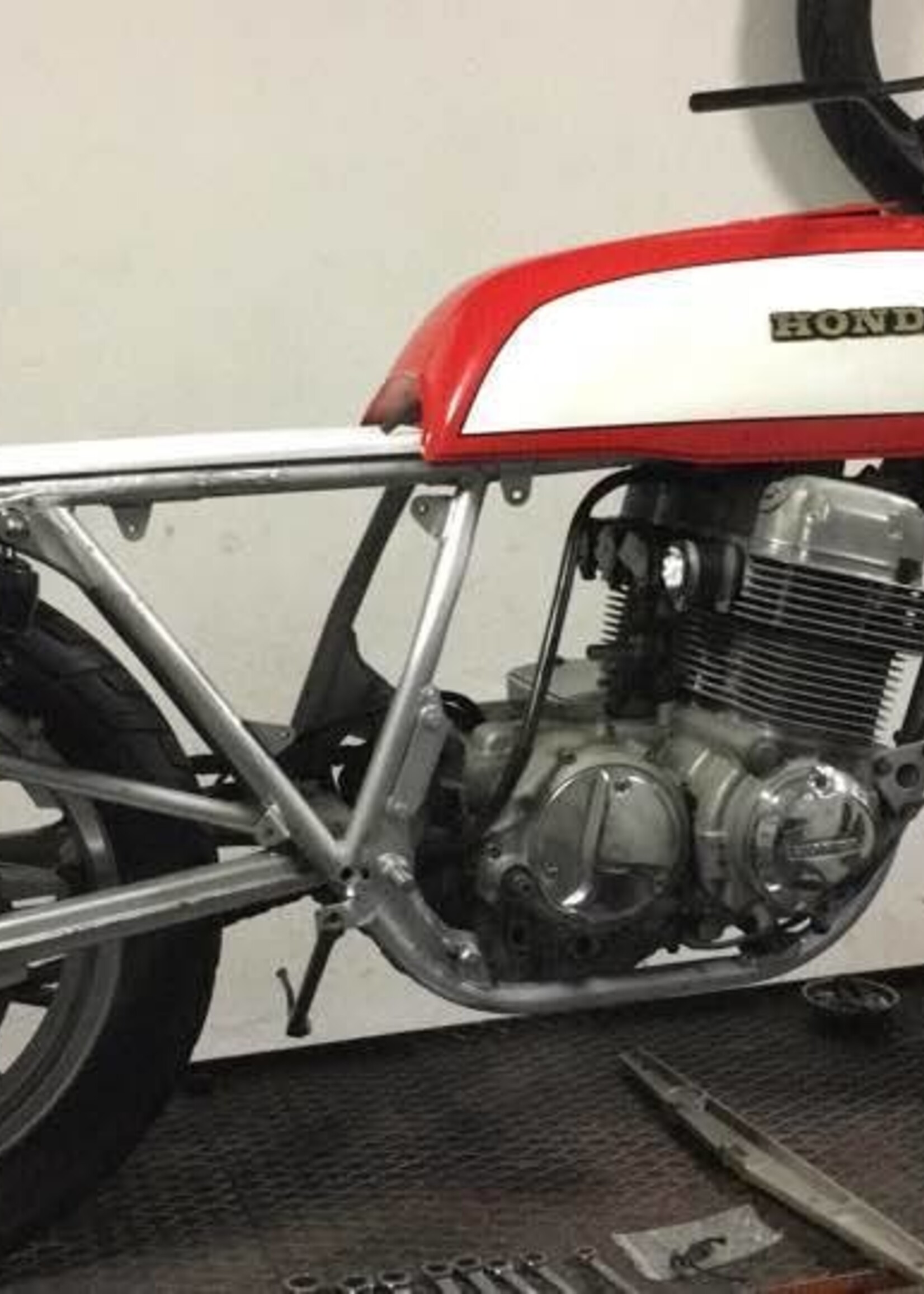 Forex PVC-Platte 650 x 300 x 10 mm für Sitze - Motparts.ch