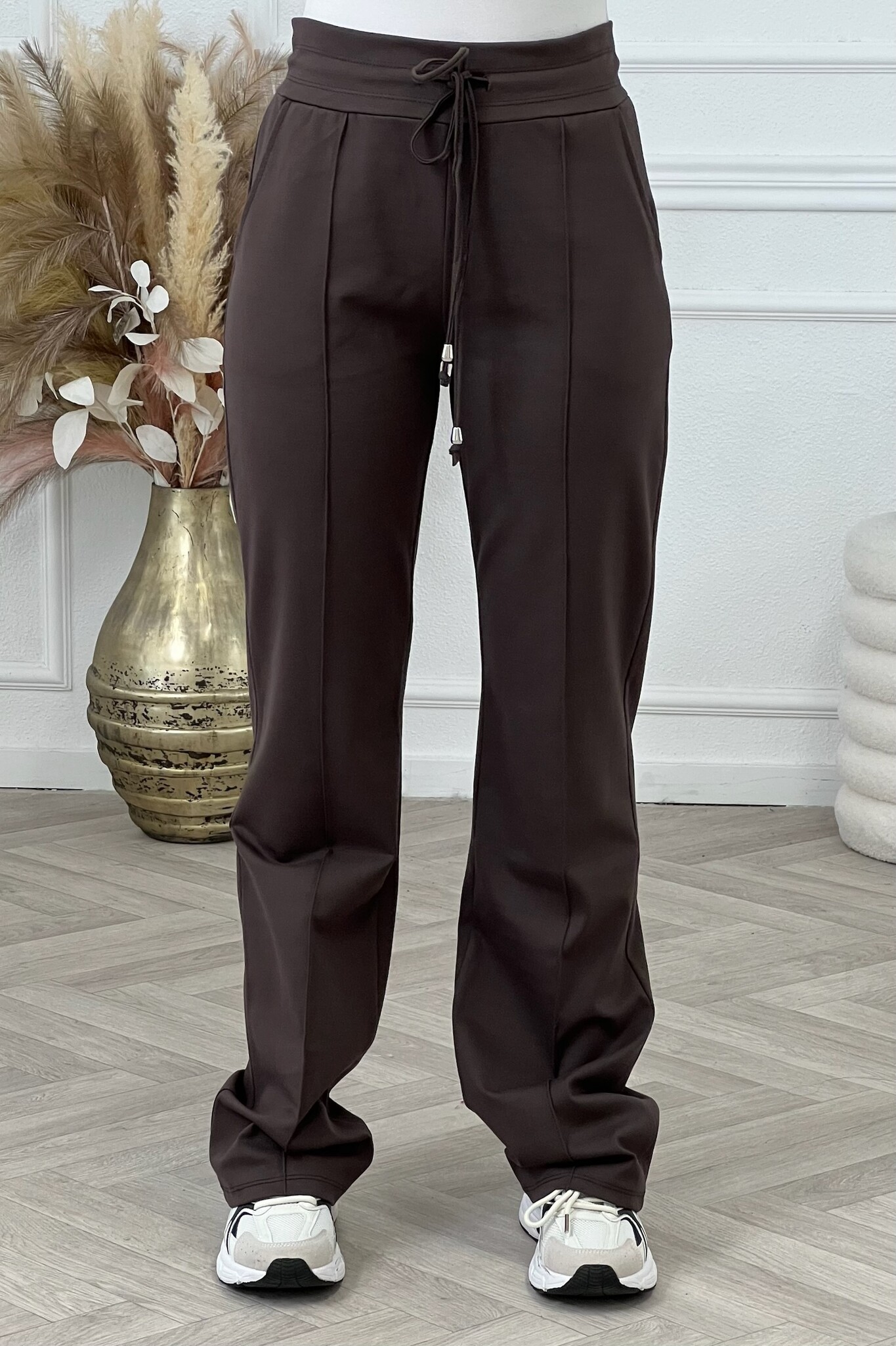 Bella Pants - Dark Brown - Lots of Goodies