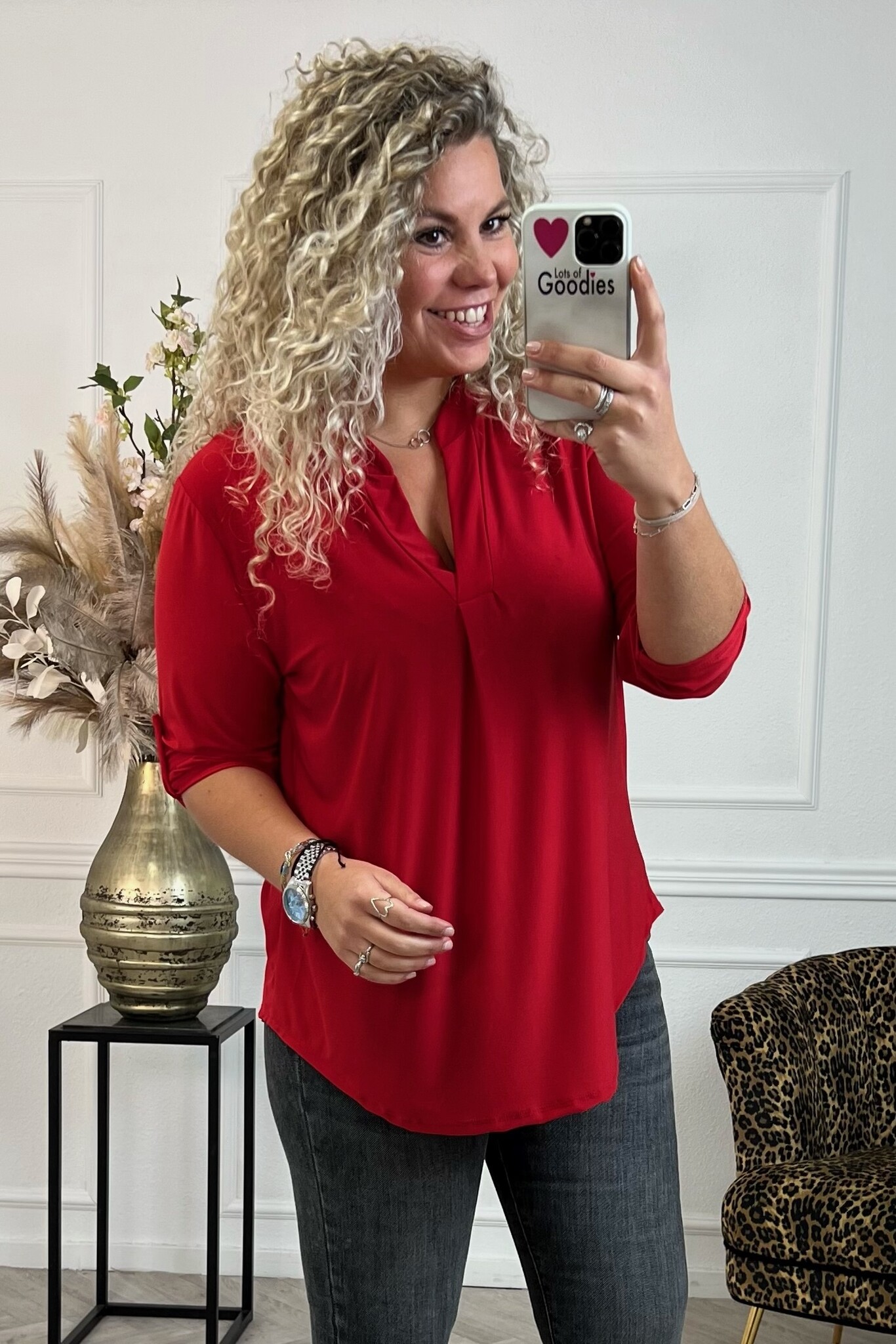 Perfect Basic Blouse - Bright Red - Lots of Goodies