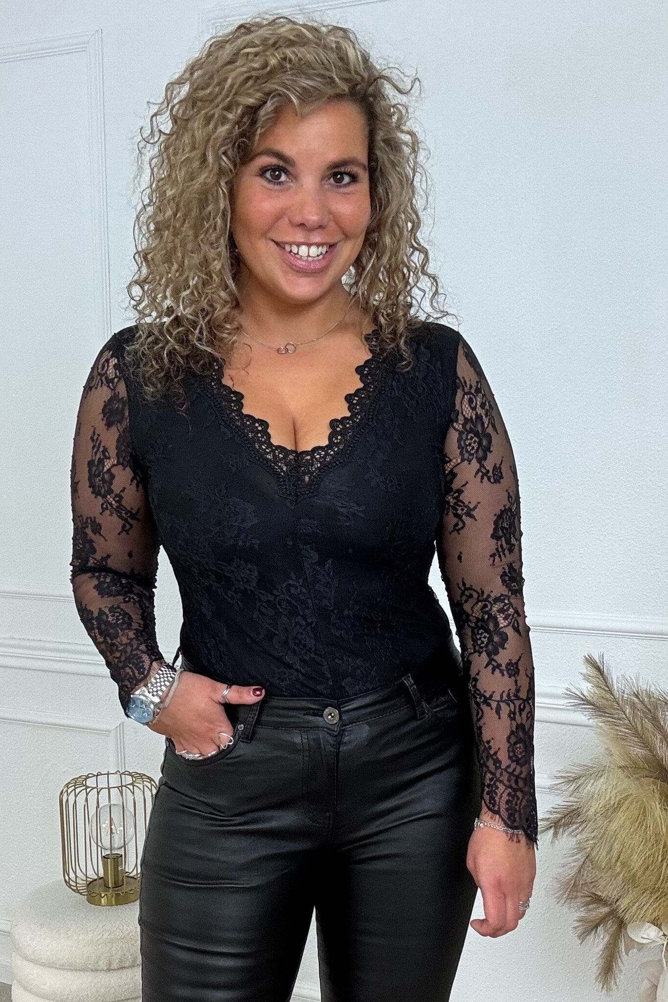 Lace Body - Black - Lots of Goodies